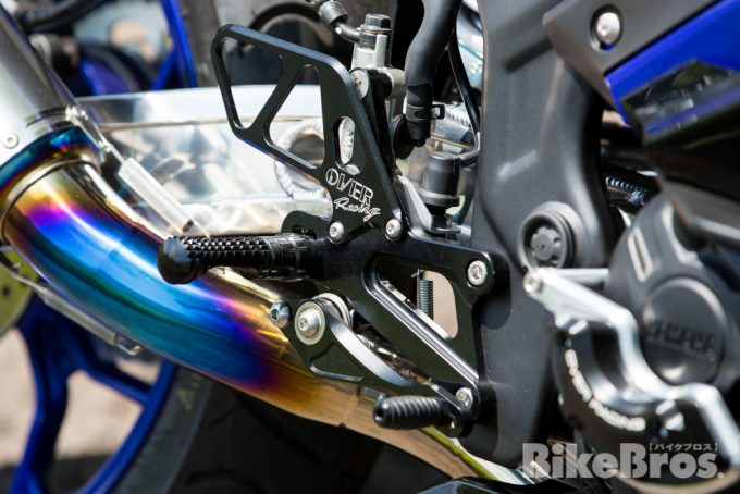OVER Racingから新型YZF-R25用カスタムパーツが続々登場！ 装着車両を試乗レポート（動画あり） 特集記事＆最新情報｜バイクブロス